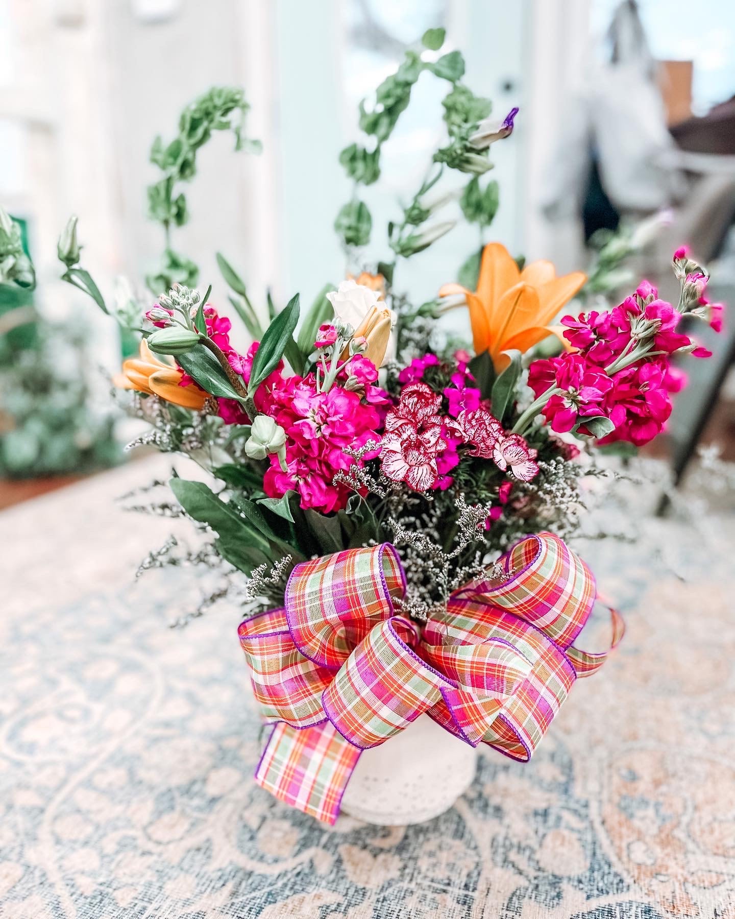 Floral Arrangements | Charm Barn Floral Arrangements | Charm Barn